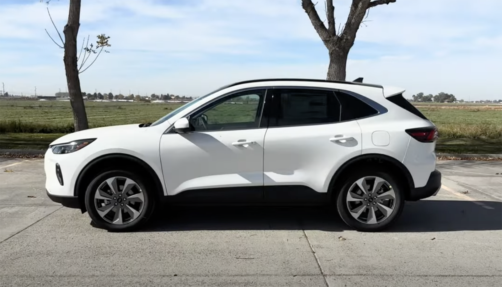 Mid-Year 2025 Ford Escape Review: Features, Colors & More